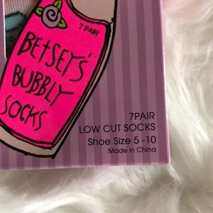 Betsey Johnson | Accessories | Betsey Johnson 7 Pair Bubbly Socks Gift ...